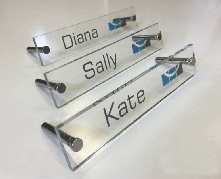 Acrylic Desk Sign - Create a Professional and fresh Modern Look. - BuySigns