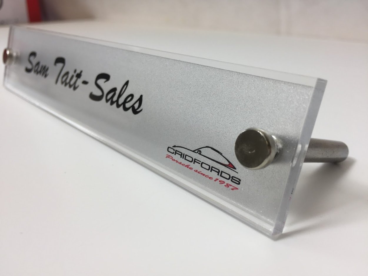 Desk Signs - BuySigns